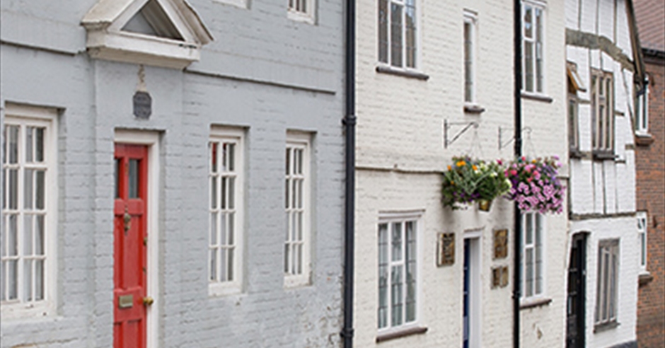 Alton Hampshire - Alton Tourist Information