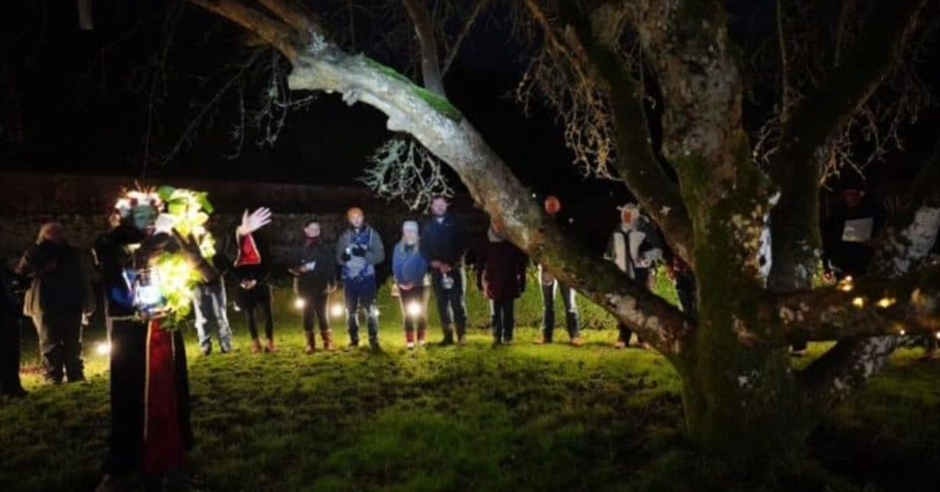 Evening Orchard Wassail at Chawton House - Visit Hampshire