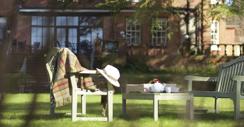 The Manor at Sway - Sway - Visit Hampshire