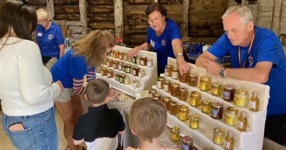 Manor Farm Bees and Honey Weekend - Visit Hampshire