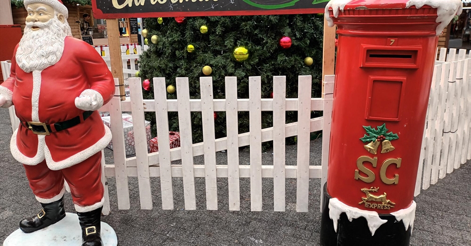 Christmas Carols at The Malls Basingstoke 2022 - Visit Hampshire