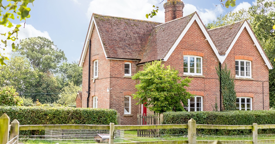 Home Farm Cottage - Brockenhurst - Visit Hampshire