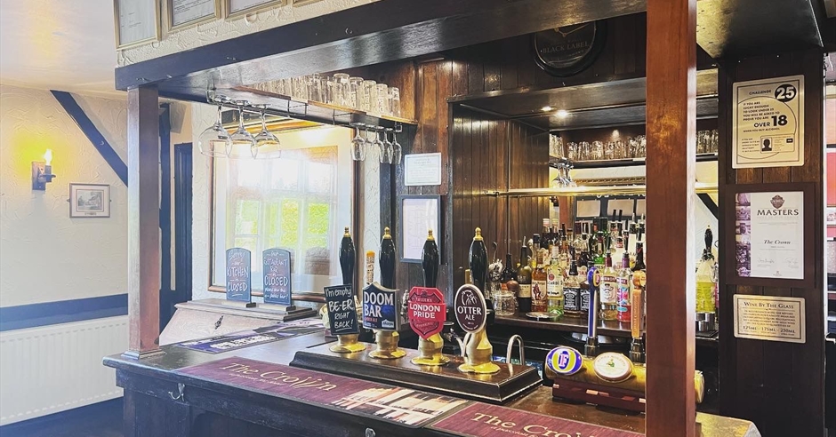 The Crown Pub Old Basing - Basingstoke - Visit Hampshire