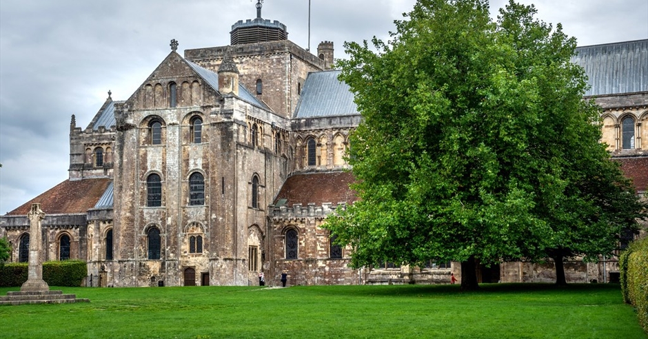 The Romsey Heritage Trail Walk - Visit Hampshire