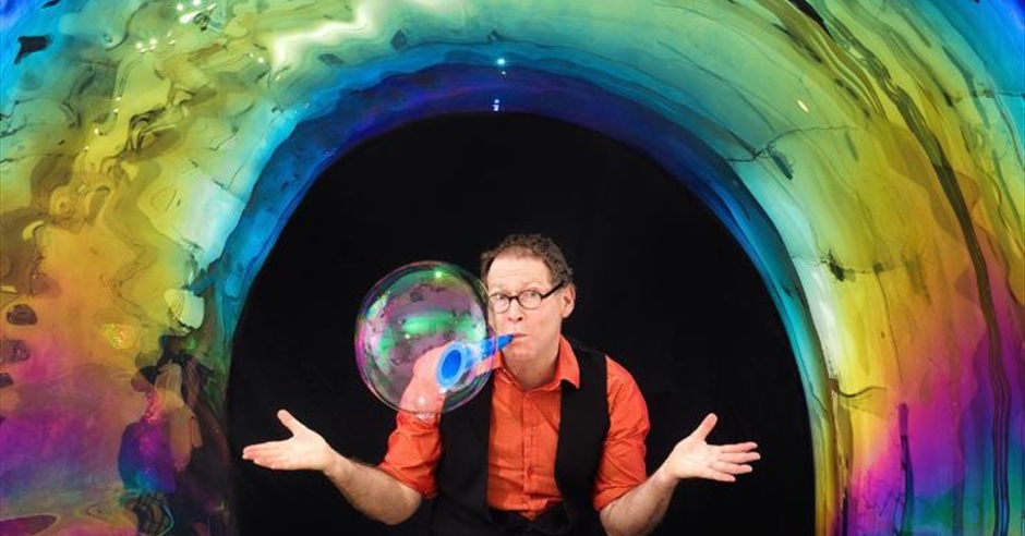 The Amazing Bubble Man at Theatre Royal Winchester - Visit Hampshire