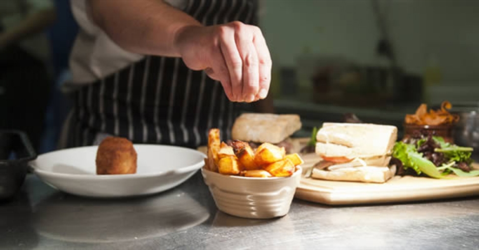 The Crown Pub Old Basing - Basingstoke - Visit Hampshire