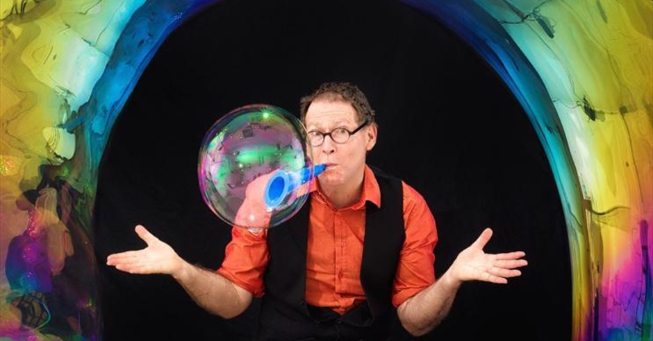 The Amazing Bubble Man - Visit Hampshire