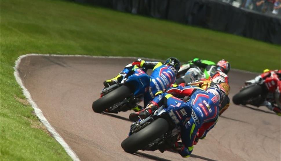 British Superbikes at Thruxton Race Circuit - Visit Hampshire