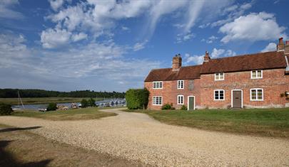 Lepe Country Park - Visit Hampshire