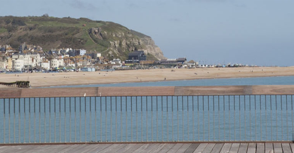Hastings beach - Visit 1066 Country