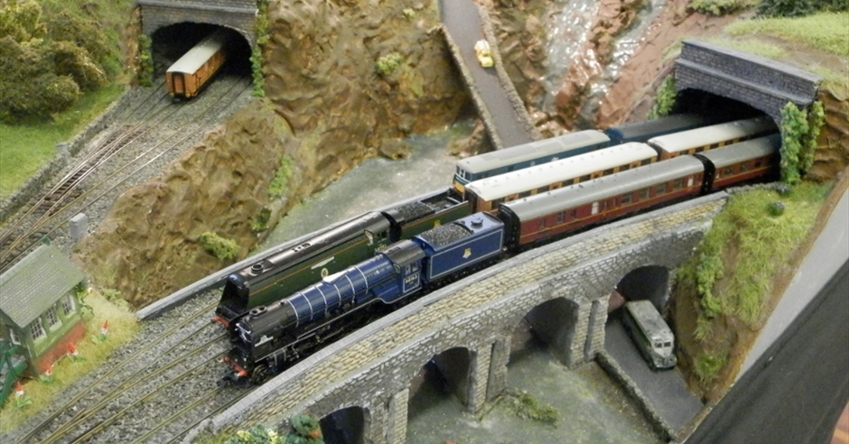 RVR Model Railway Exhibition 2024 - Visit 1066 Country