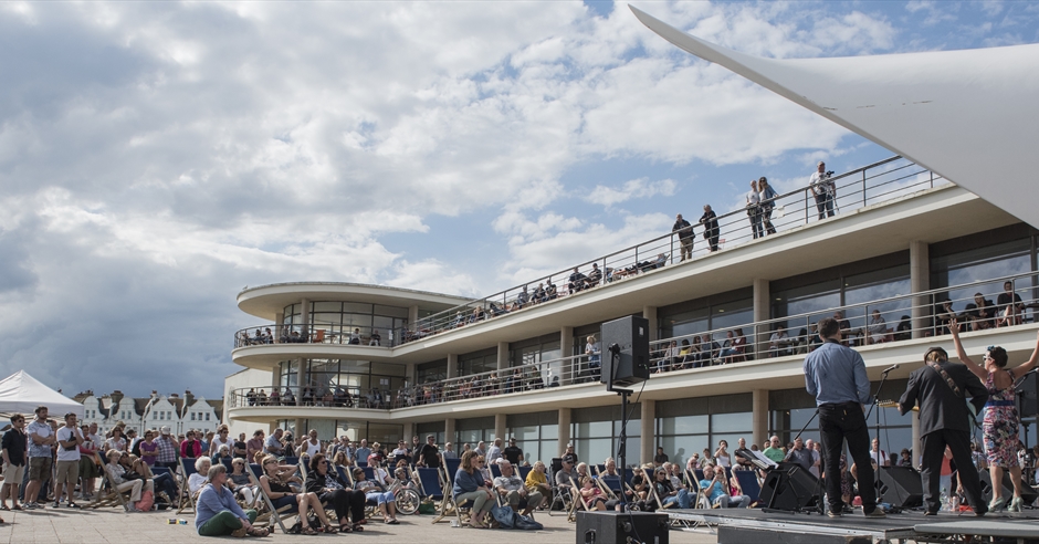 De La Warr Pavilion - Visit 1066 Country