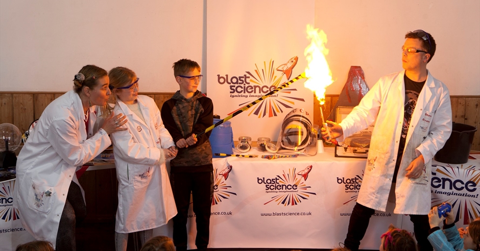 Blast Science - The Extravaganza Show - Visit 1066 Country