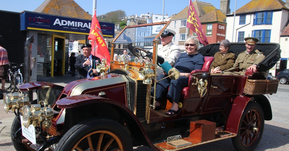 Military Vehicles, Veteran and Vintage Cars Display - Visit 1066 Country