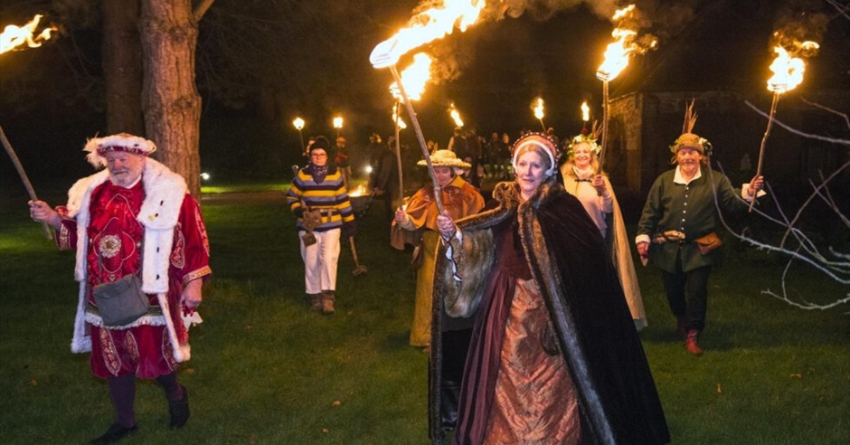 Twelfth Night Tudor Wassail - Visit 1066 Country
