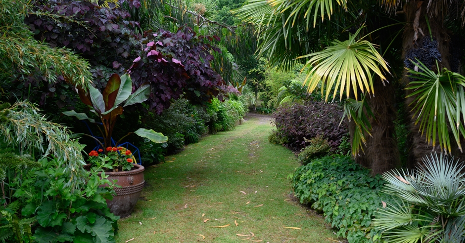 Fairlight Hall Gardens - Visit 1066 Country