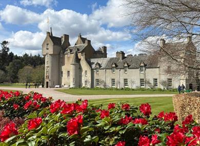 Ballindalloch Castle & Gardens - Ballindalloch - Visit Heritage