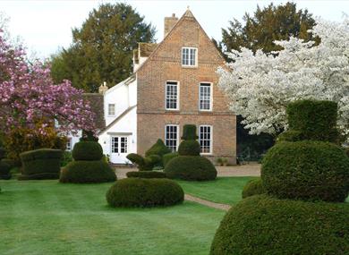 The Manor, Hemingford Grey - Huntingdon - Visit Heritage