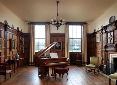 Lamport Hall & Gardens - Lamport - Visit Heritage