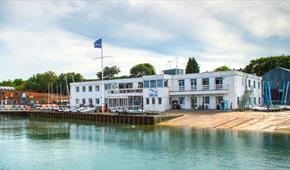 UKSA Accommodation - WEST COWES - Visit Isle Of Wight