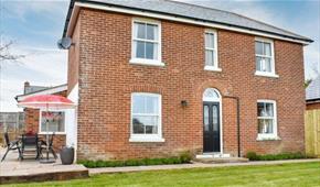 Devonia Cottage - Newchurch - Visit Isle Of Wight