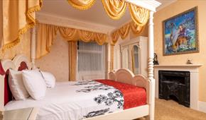 Enchanted Manor - NITON - Visit Isle Of Wight