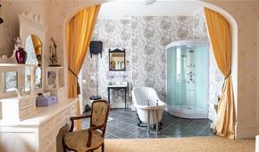 Enchanted Manor - NITON - Visit Isle Of Wight