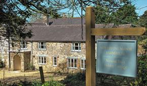 National Trust Mottistone Manor Farmhouse Holiday Cottage - MOTTISTONE ...