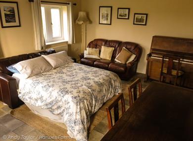 Harwes Farm Cottage - Self-Catering in Colne, Foulridge - Visit Lancashire