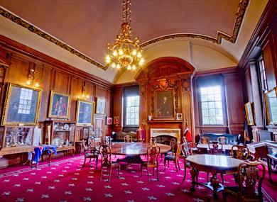 Lancaster Town Hall - Historic Site in Lanncaster, Lancaster - Visit ...