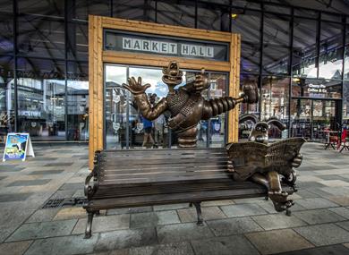 Wallace & Gromit statues - Model/Miniature Village in Preston, Preston ...