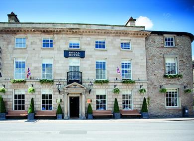 The Royal Hotel Bar and Brasserie - Restaurant in Carnforth, Carnforth ...
