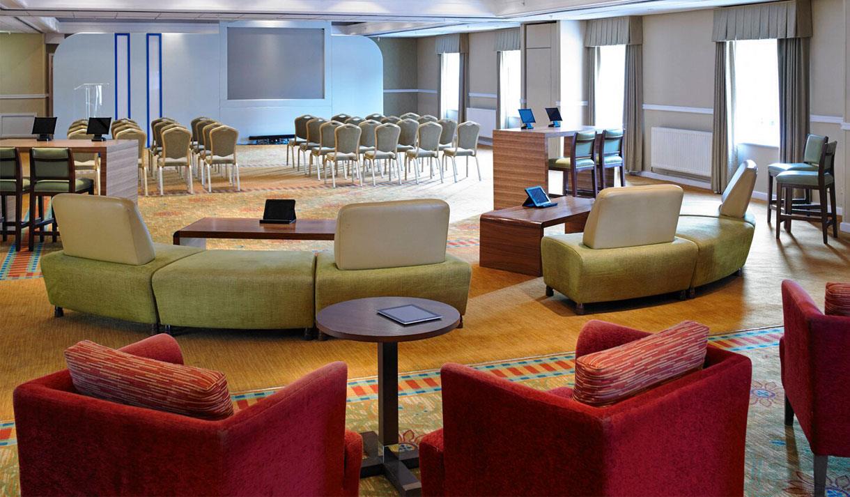 Delta Hotels by Tudor Park Marriott Country Club - Conference ...