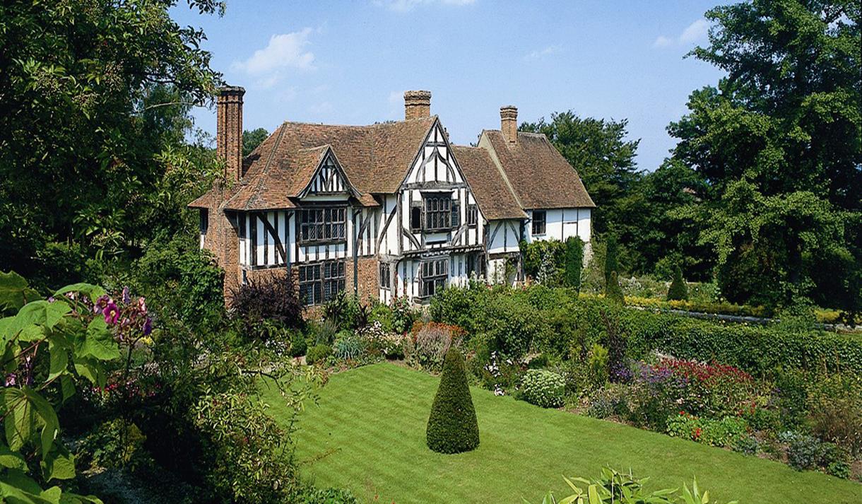 Stoneacre - Historic House / Palace in Maidstone, Maidstone - Visit ...