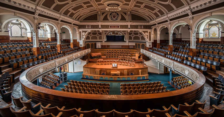 The Victoria Hall - Visit Manchester