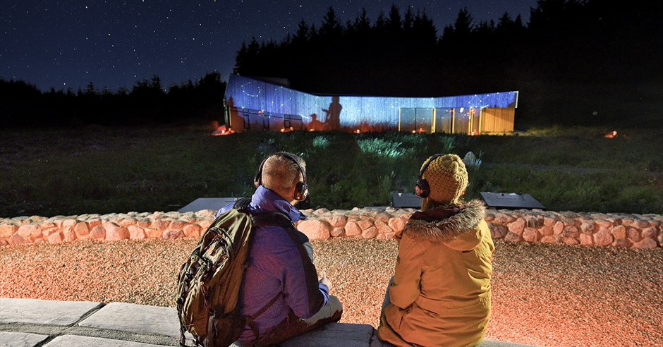 OM Odyssey Outdoor Film Projection - Observatory / Planetarium in Co ...