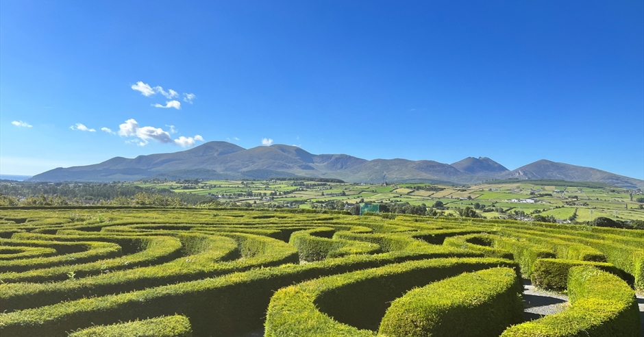 Calling all photographers! Would you like your work to feature on a ...