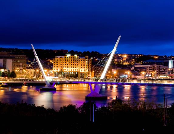 Visit Derry~Londonderry – City Breaks & Historic Days Out