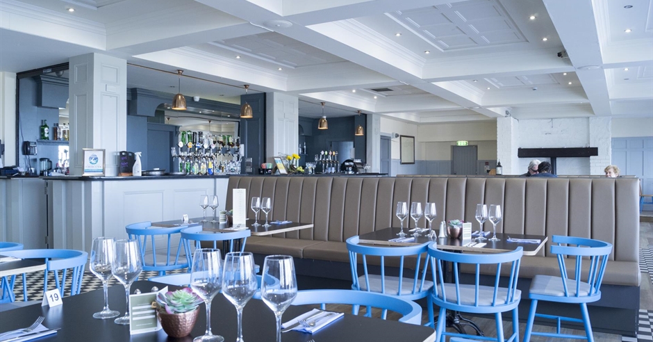 Marine Hotel Ballycastle - Ballycastle - Discover Northern Ireland