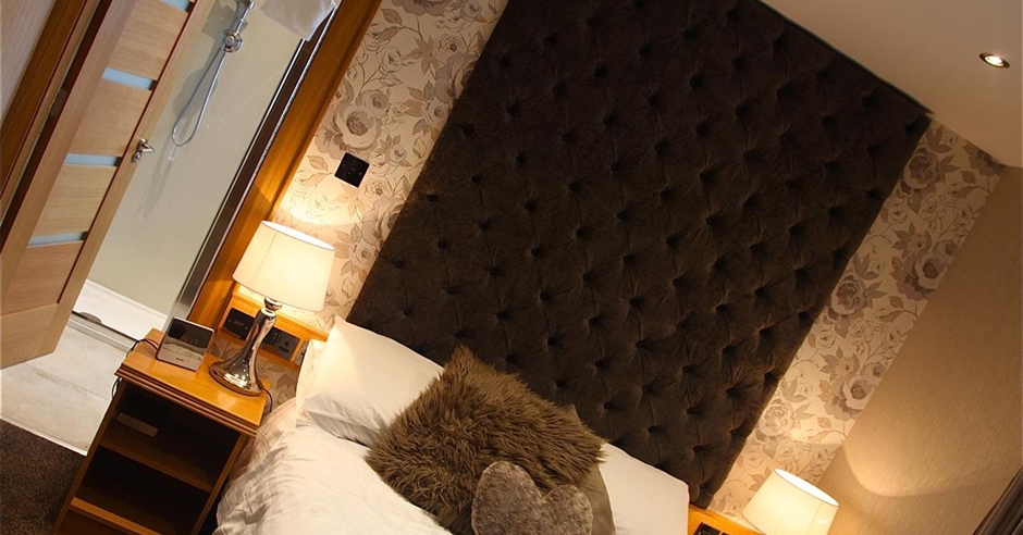 Royal Hotel - Cookstown - Discover Northern Ireland