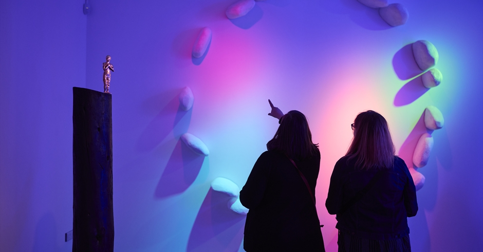 Golden Thread Gallery - Belfast - Discover Northern Ireland