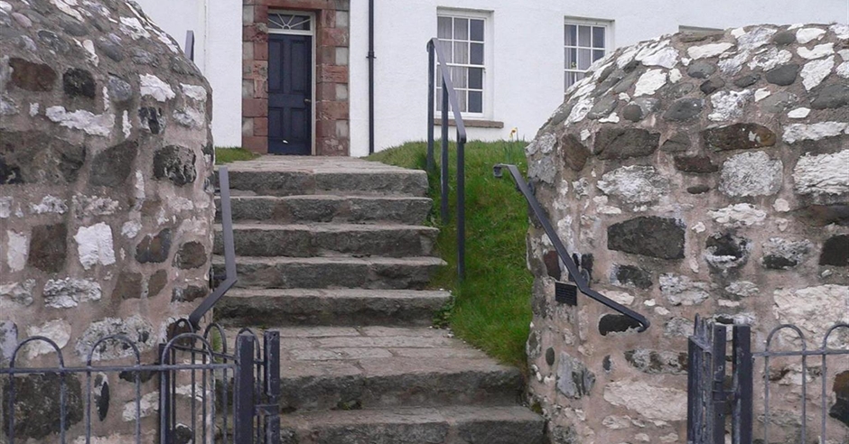 Manor House - Ballycastle - Discover Northern Ireland