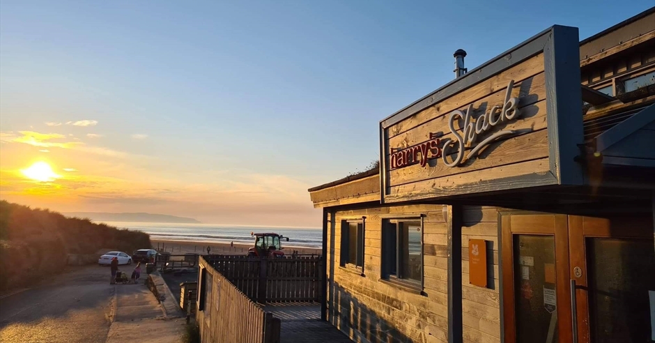Harry's Shack - Portstewart - Discover Northern Ireland