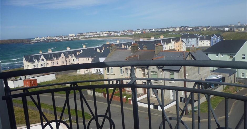 6 Dhu Varren - Portrush - Discover Northern Ireland