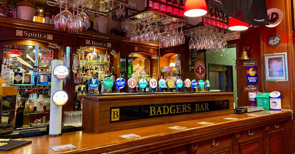 Badgers Bar And Restaurant - Derry~Londonderry - Discover Northern Ireland