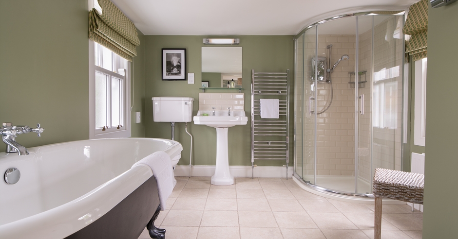 Carrick-a-Rede Cottage - Ballycastle - Discover Northern Ireland