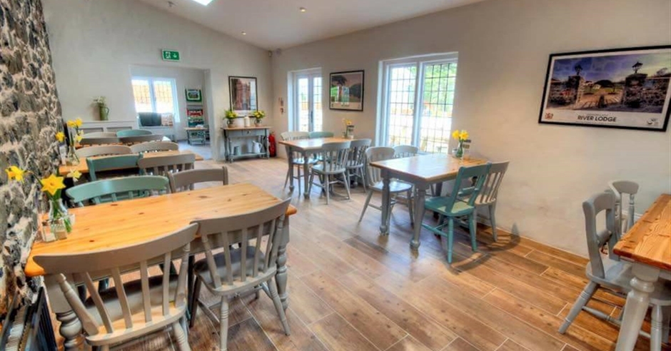Glenarm Castle Tea Room - Glenarm - Discover Northern Ireland
