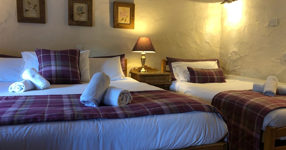 Walsh's Hotel - Maghera - Discover Northern Ireland