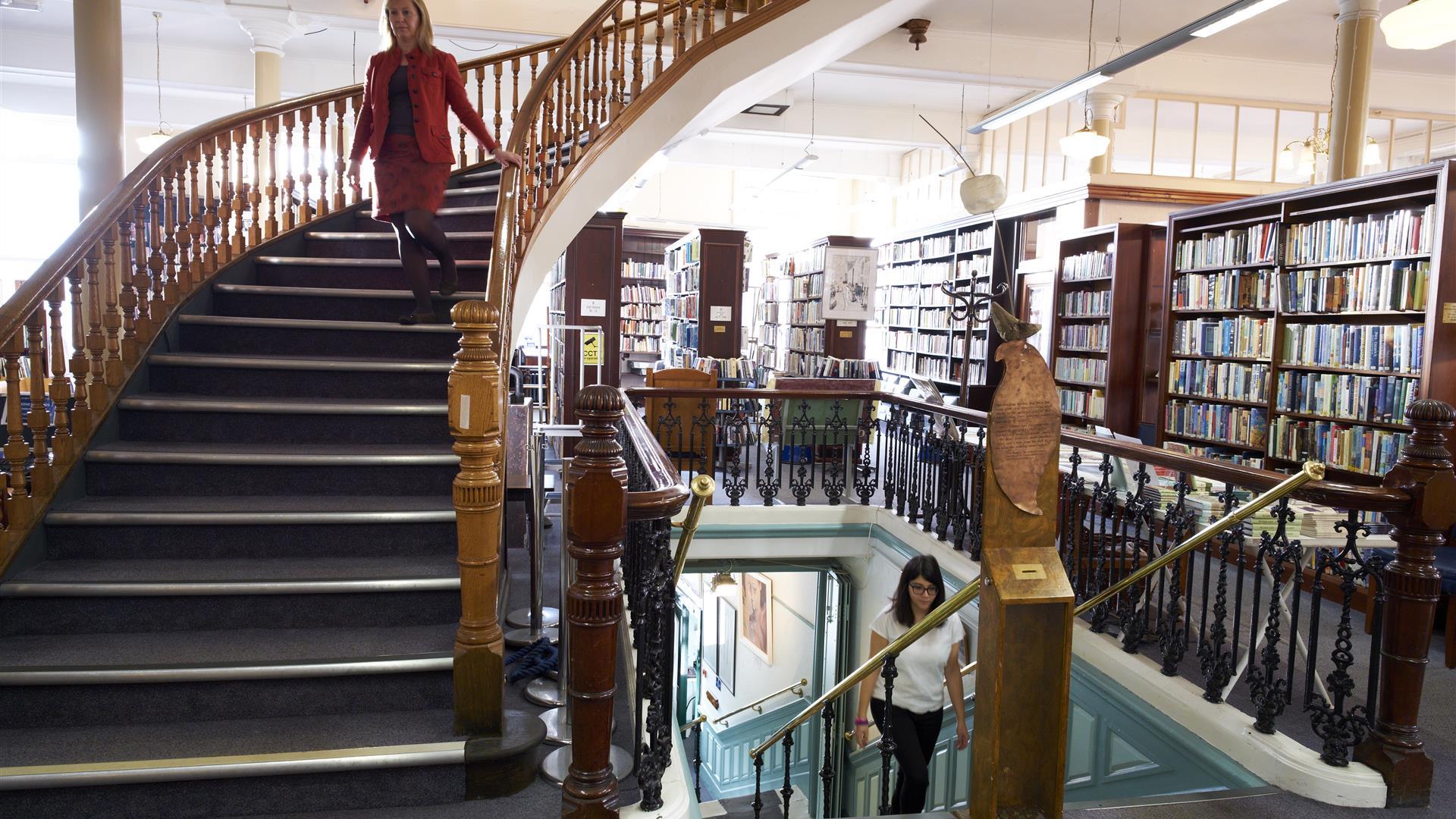 Linen Hall Library - Belfast - Discover Northern Ireland