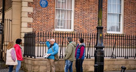 Group enjoying a walking tour with guide David from Derrie Danders